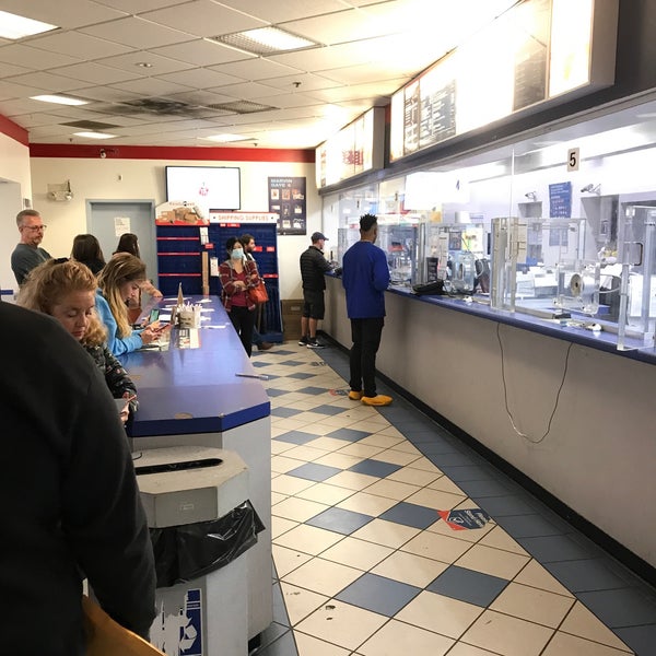 US Post Office - Mid-City West - 7610 Beverly Blvd