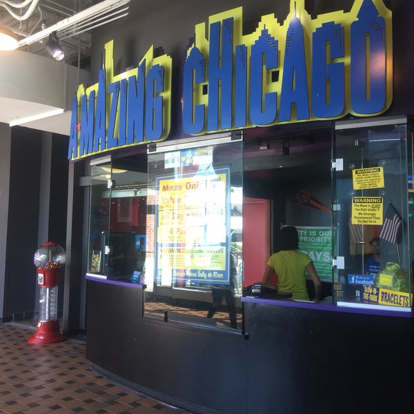 Amazing Chicago's Funhouse Maze - Arts and Entertainment in Chicago