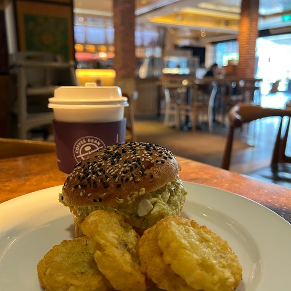 The Coffee Bean & Tea Leaf - Central Region - 63 tips