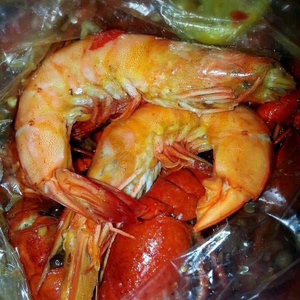 Fat Daddy'z Crawfish - Seafood Restaurant in Southeast Oklahoma City