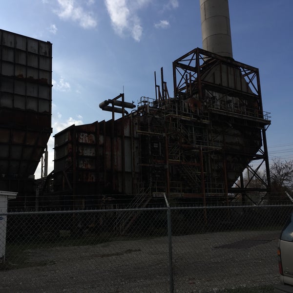 Boblo Island Boat Dock - Boat or Ferry in Southwest Detroit