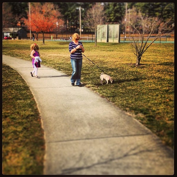 Shell - Fuel Station in Cave Spring