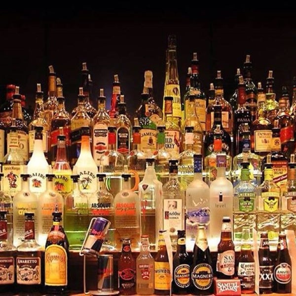 Fat Barrel Liquors Store - 905 Narragansett Blvd