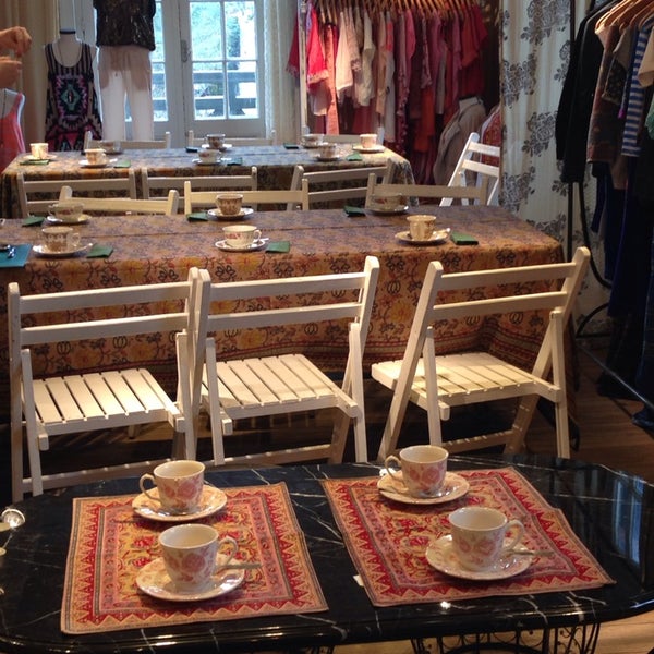 Rapsodia - Women's Store in Carrasco