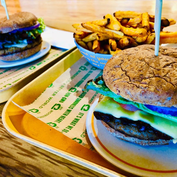 Next Level Burger - 4121 SE Hawthorne Blvd