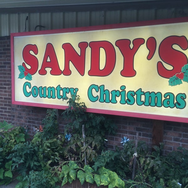 Sandy's Country Christmas - Hobby Store