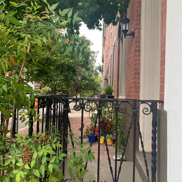 Cafe Lutecia - Center City - 21 tips