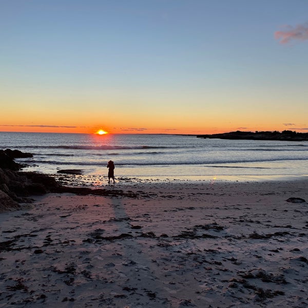 Bailey's Beach - Surf Spot