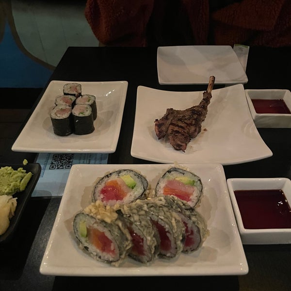 Moshi Moshi - Sushi Restaurant in San Francisco