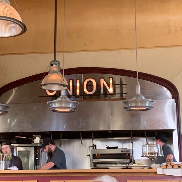 Clarkston Union Bar & Kitchen - Bar in Clarkston