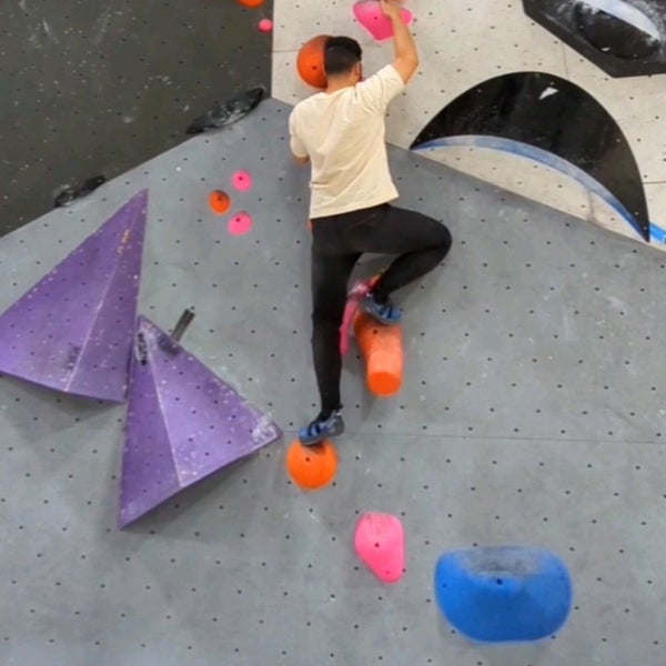 Boulderz Climbing Centre - Islington - City Centre West - 5 tips from ...