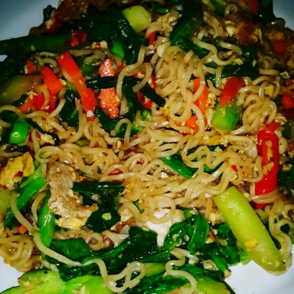 DD Cafe (ดีดี คาเฟ่) - Cocktail Bar