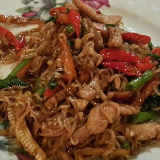 DD Cafe (ดีดี คาเฟ่) - Cocktail Bar