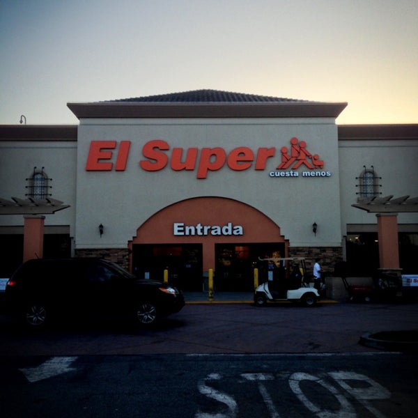 El Super - 14601 Lakewood Blvd