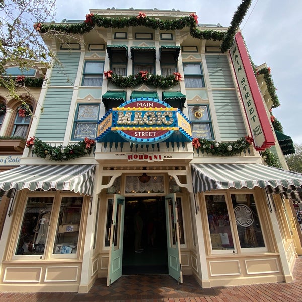 Main Street Magic Shop - The Anaheim Resort - Anaheim, CA