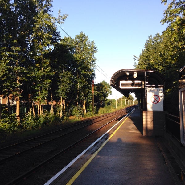 Kingston Park Metro Station - Light Rail Station in Kenton