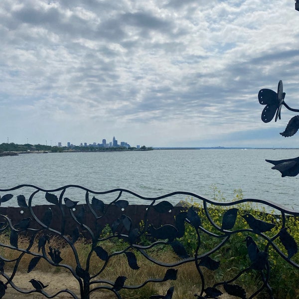 Cleveland Lakefront Nature Preserve - Nature Preserve in Cleveland