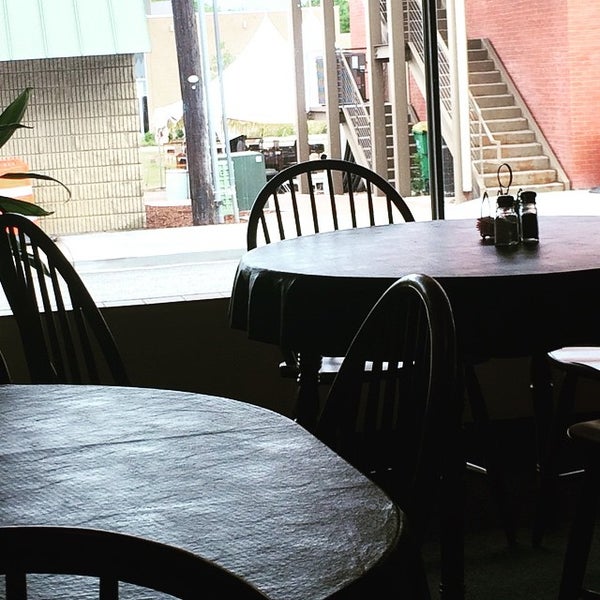 Spring Street Grill - American Restaurant