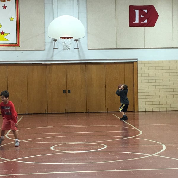 Red Bridge Elementary - Kansas City, MO