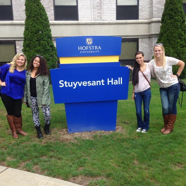 Stuyvesant Hall - 370 Hofstra University