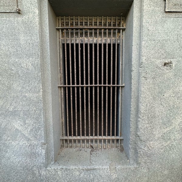 Battery Harlow - Military Base in Honolulu