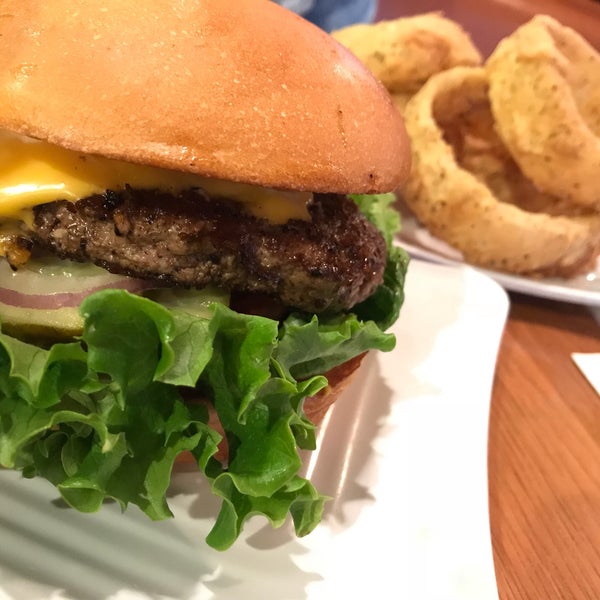 Liberty Burger - 824 W Stacy Rd