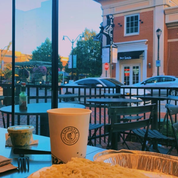 Chipotle Mexican Grill - Mexican Restaurant in Lyndhurst