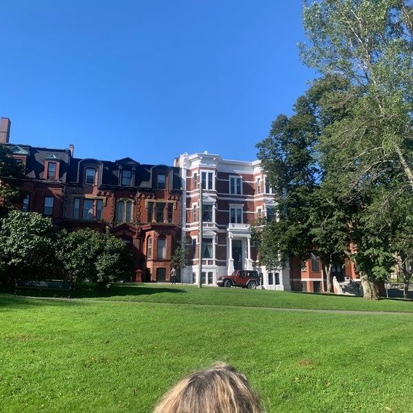 Queen Square - 2 tips