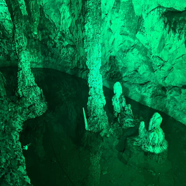 Hell Fire Caves - W Wycombe Hill Rd