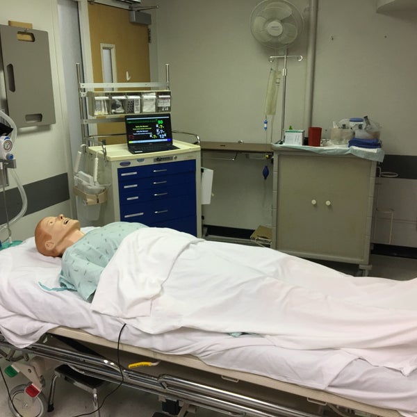 UIC Medical Sciences Building - Illinois Medical District - Chicago, IL