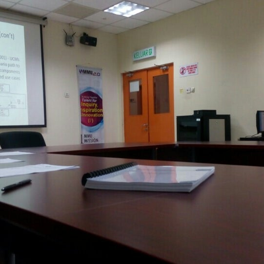 Faculty Of Engineering First Floor Meeting Room