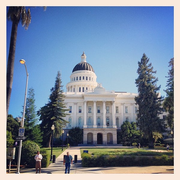 Legislative Office Building - Government Building in Sacramento