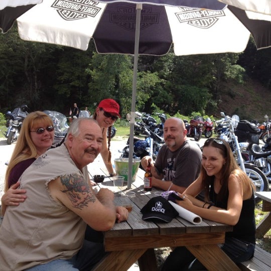 heavenly hogs bar ans grill - American Restaurant in Lake Lure