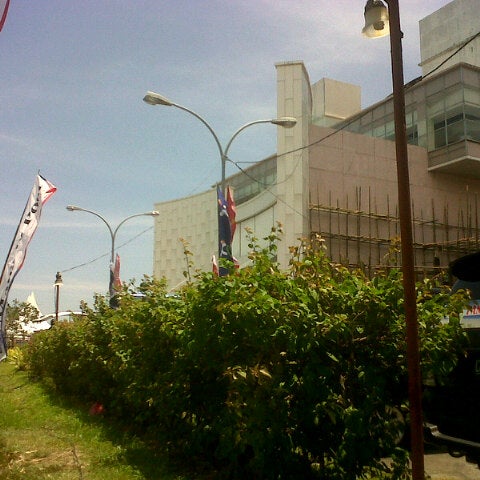 Manado Convention Center (MCC) - 26 tips from 2539 visitors