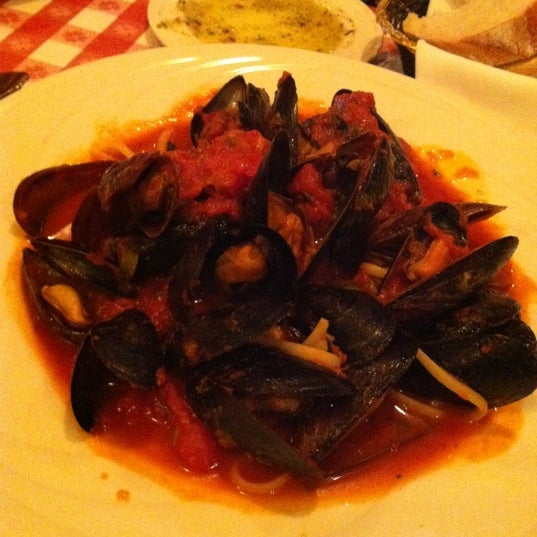 Fredo's Italian Restaurant (Now Closed) - Italian Restaurant