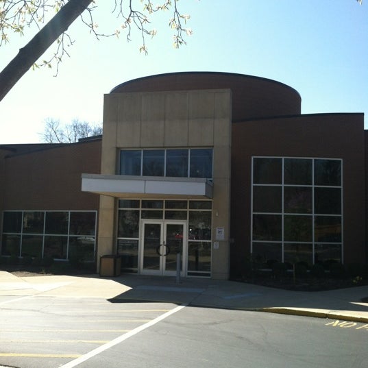 Stow Munroe Falls Public Library - Library in Stow