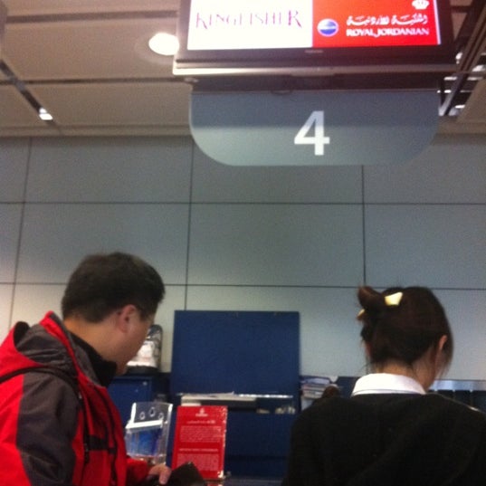 Emirates In-town Check-in - Travel and Transportation in West Kowloon