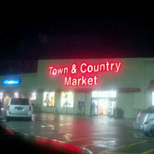 Town & Country Food Market - Valparaiso, IN