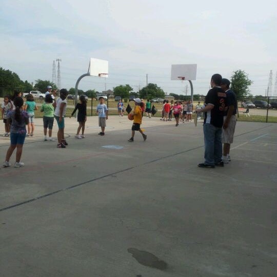 Jerry Junkins Elementary School - Elementary School