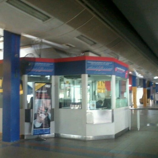 Photos at RapidKL Bank Rakyat-Bangsar (KJ16) LRT Station - Bangsar ...