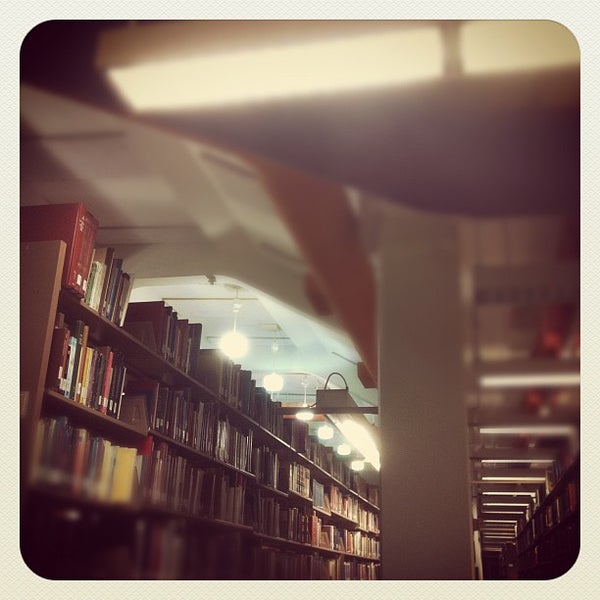 Davidson Library - College Library in Santa Barbara