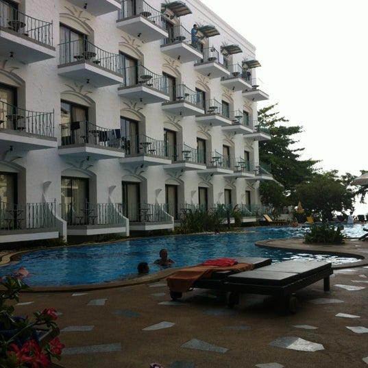 Naklua Beach Resort Pattaya (Now Closed) - 10 tips