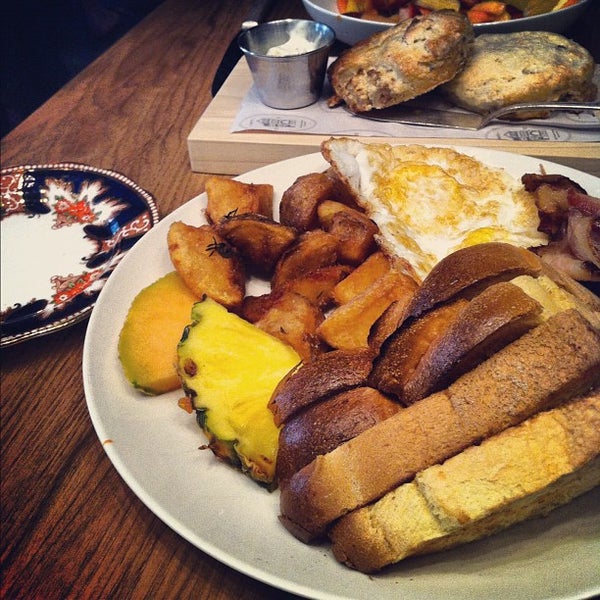 Smith - Church and Wellesley - Toronto, ON