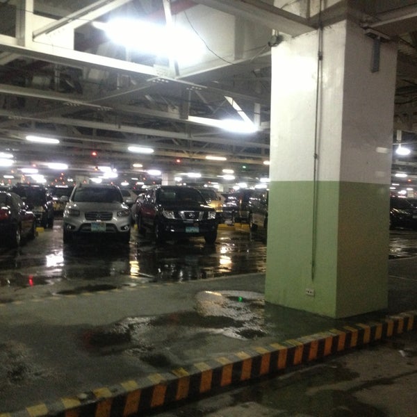 SM Southmall Basement Parking - 1 tip from 227 visitors