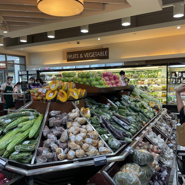 Rustan's Supermarket Fresh (閉業) - San Juan Cityのスーパーマーケット