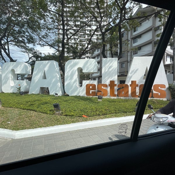Acacia Estates