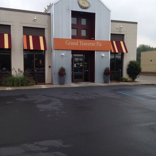 Grand Traverse Pie Company - Pie Shop