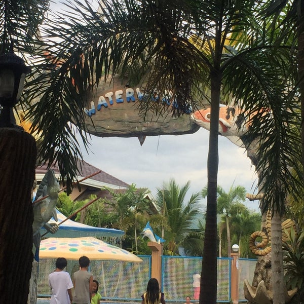 Villa Luisa Pinasling Gerona Tarlac - Swimming Pool