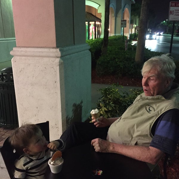 Cesibon - Ice Cream Parlor in Naples