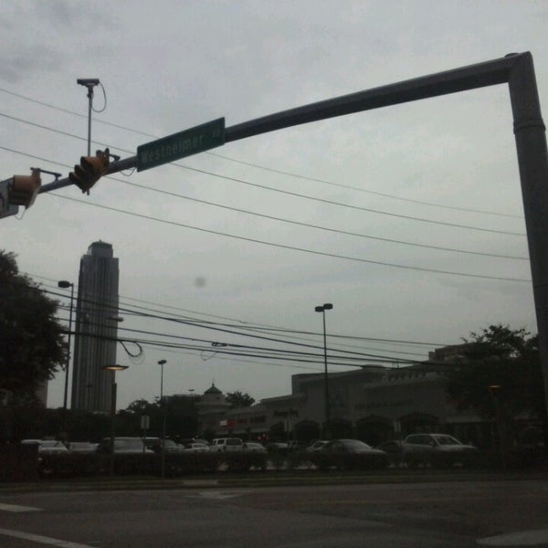Westheimer & Yorktown Intersection - Uptown-Galleria - Houston, TX